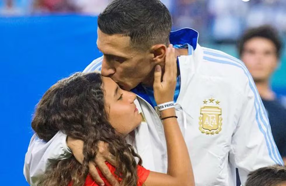 Di María vivió un emocionante momento con su hija en pleno partido de ...