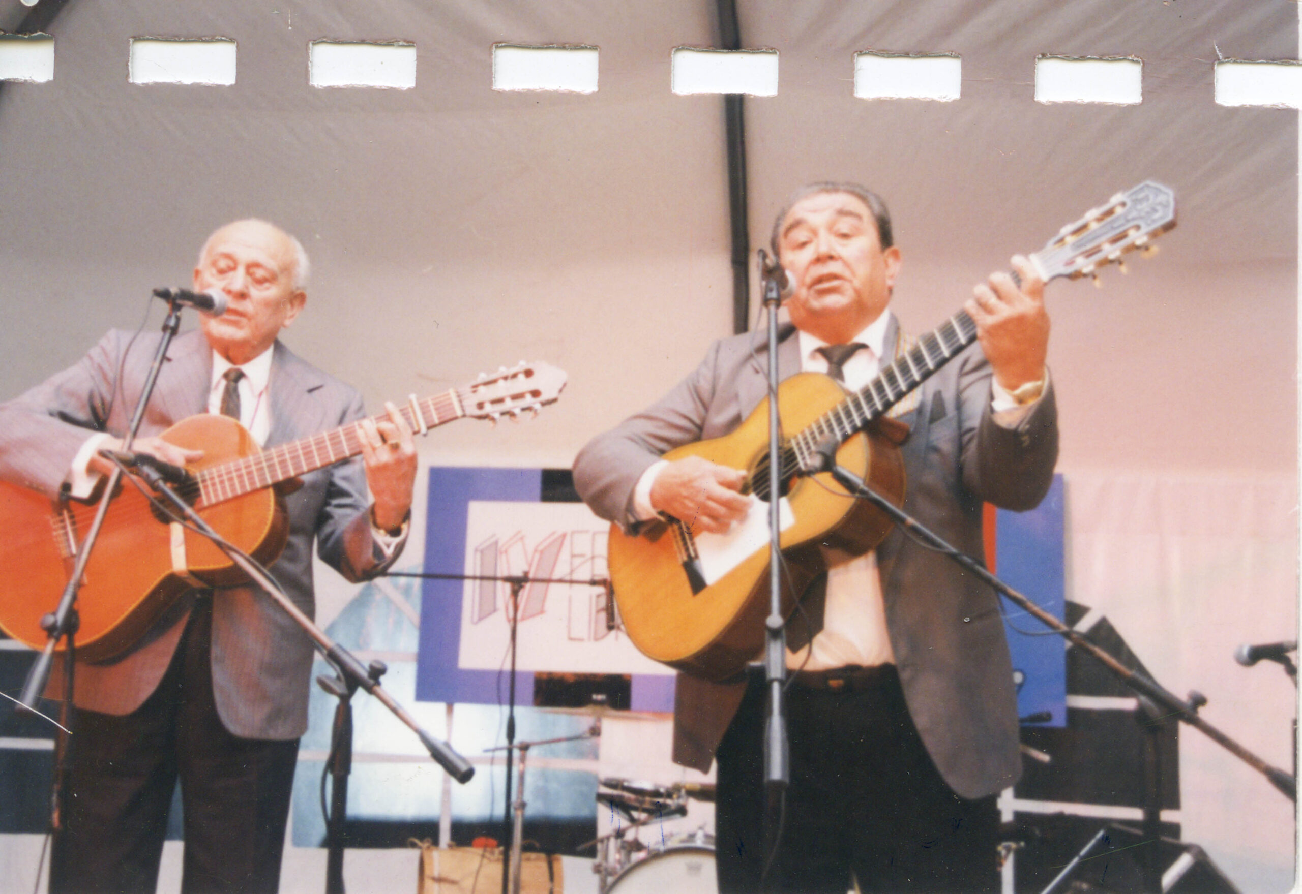 El himno de la ciudad: el Vals de los hermanos Guzmán – Cosa Cierta ...