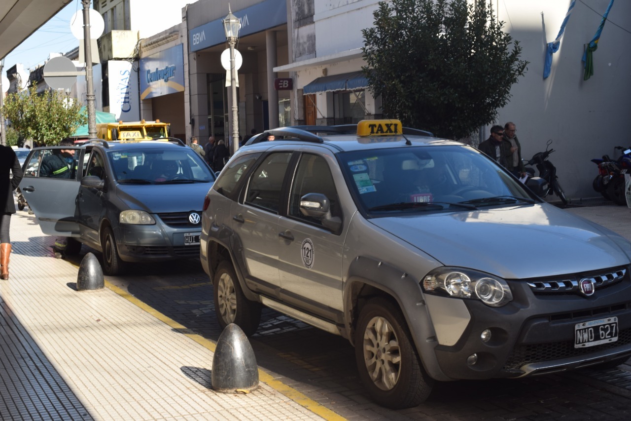 Aumentan las tarifas locales de taxis y remises desde diciembre – Cosa ...